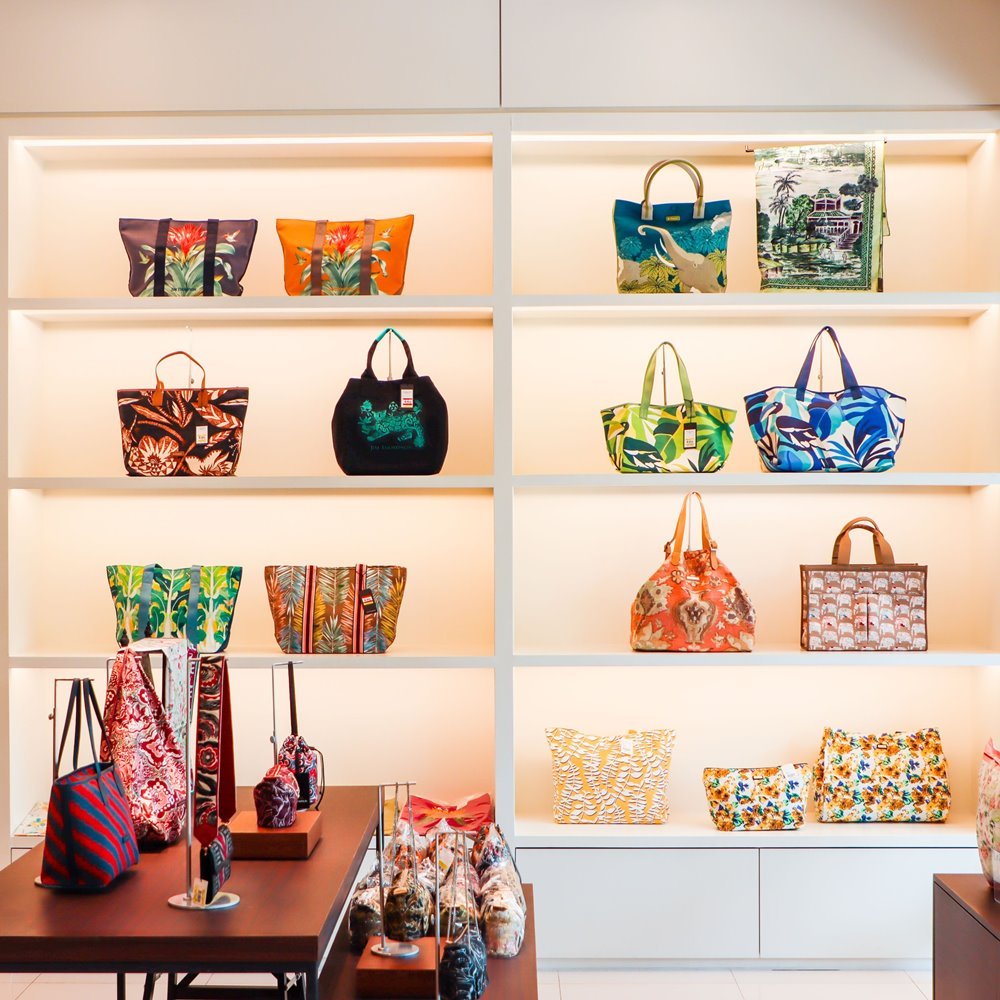 ช้อป Jim Thompson Outlet ที่เซ็นทรัล วิลเลจเท่านั้น รับดีลสุดพิเศษลดสูง ...